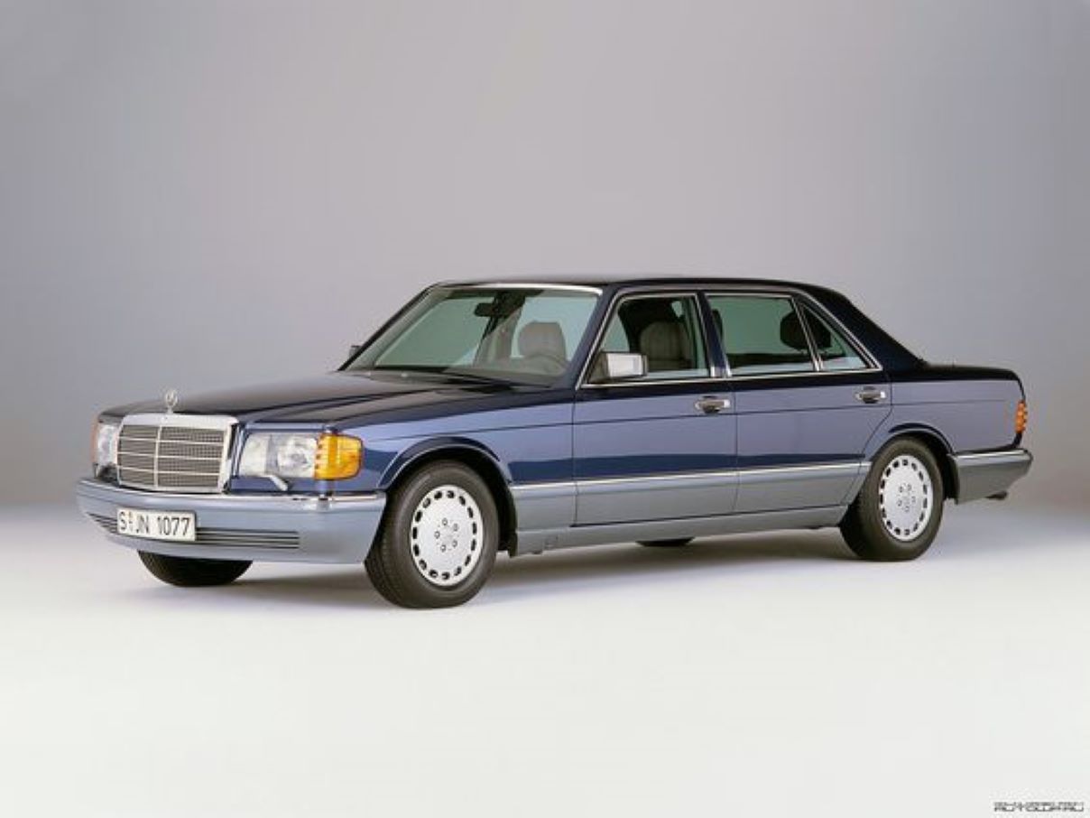 Let's take a look back at the Mercedes-Benz in the 90's - RYNO