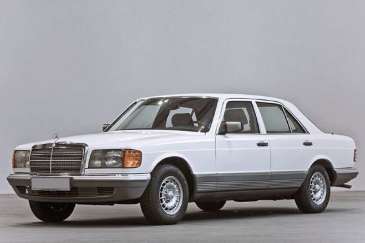 Let's take a look back at the Mercedes-Benz in the 90's - RYNO
